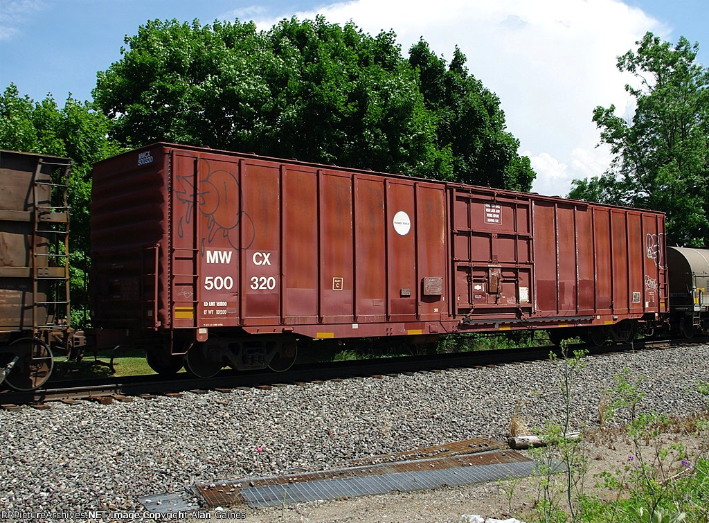 MWCX Box Car 500320